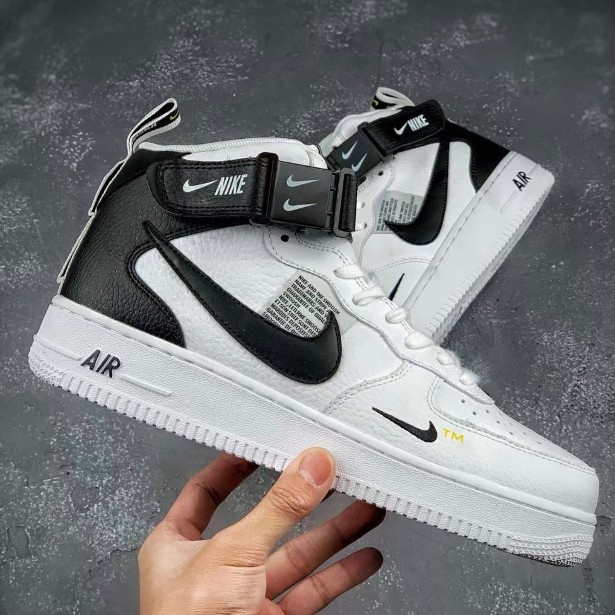 Custom Air Force 1 White Black Fonts Mid – customasurprise